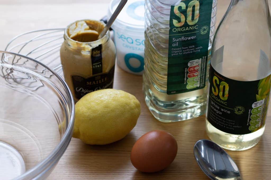 Homemade French Mayonnaise (quick and foolproof!)